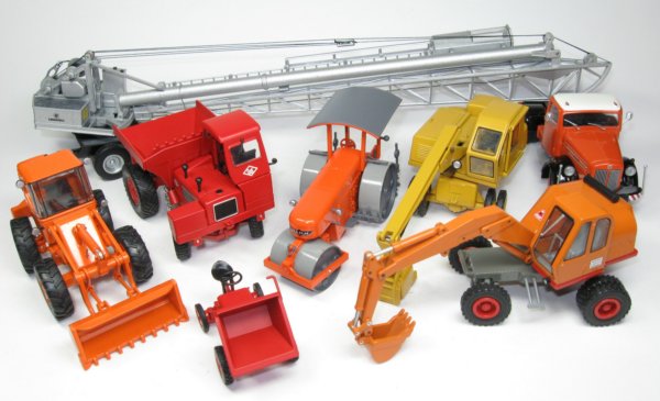 Miniature Construction World - Historic Models Gallery