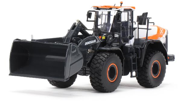 Miniature Construction World - Doosan Models Gallery